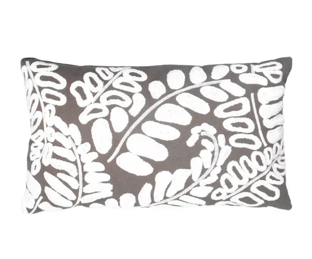 Gisela Graham 2 x Grey & White Crewel Work Rect. Cushion w Pad – AE ...